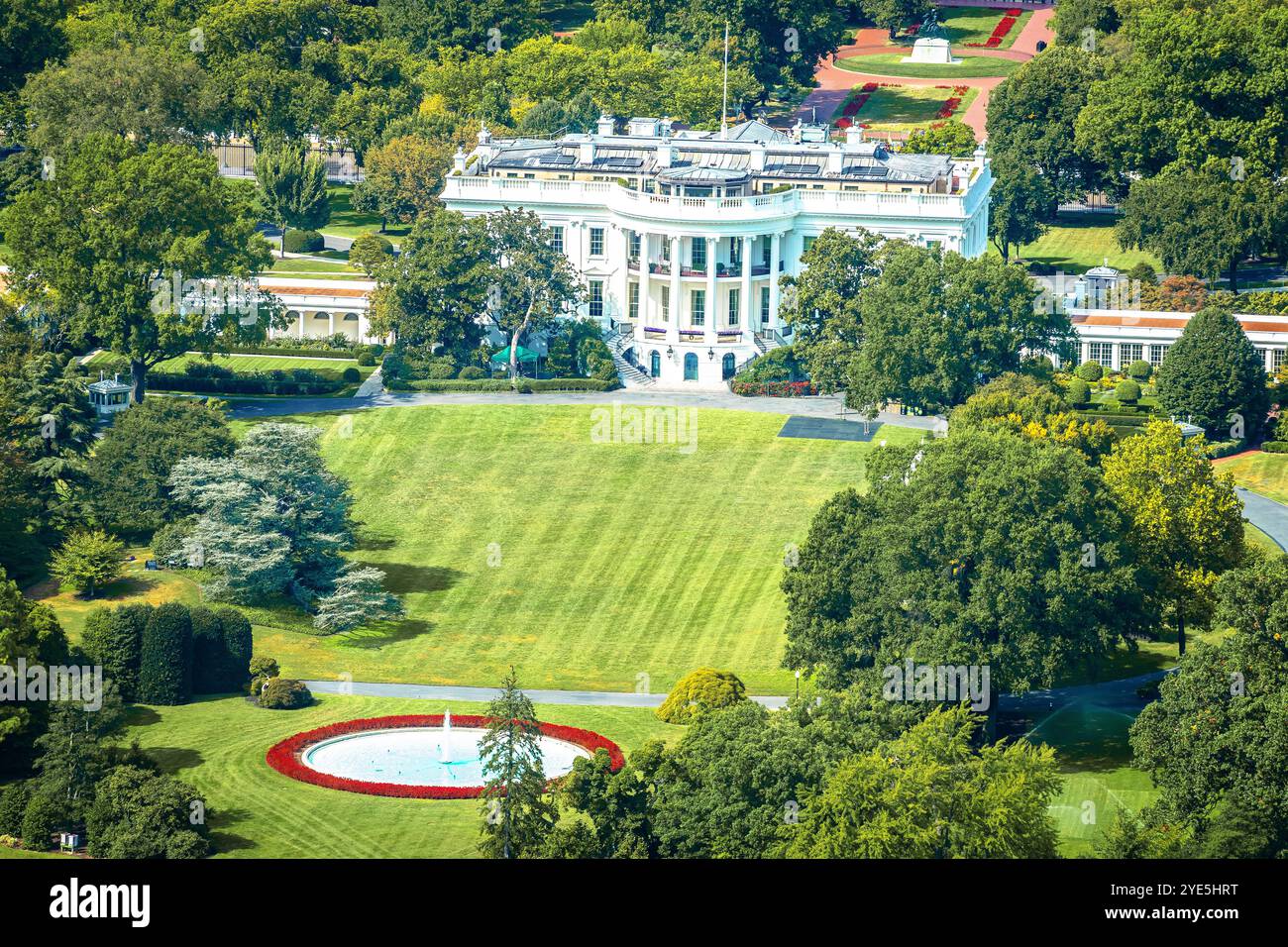 The white house washington dc aerial hi-res stock photography and ...