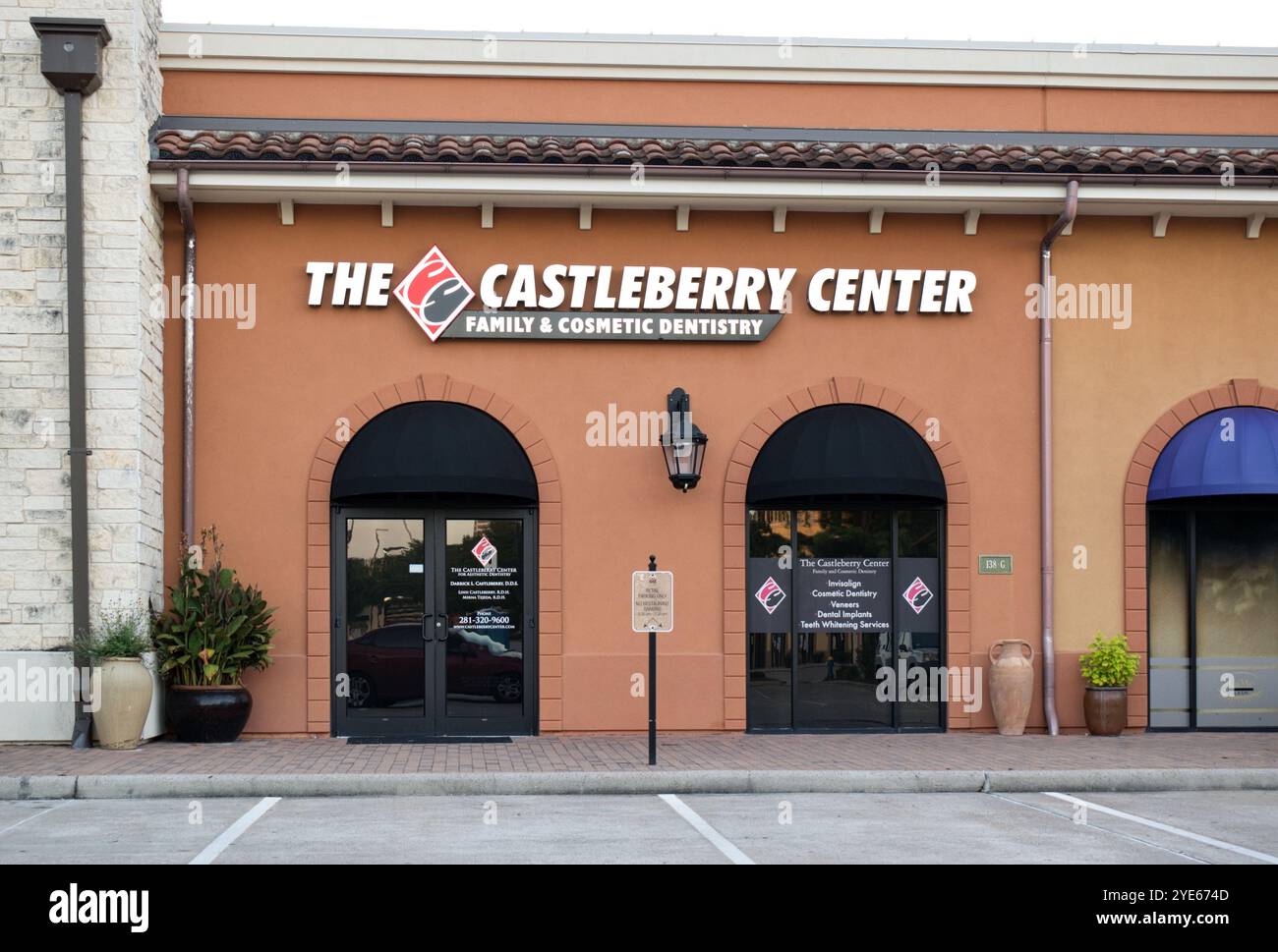 Houston, Texas USA 06-23-2024: The Castleberry Center dentist office ...
