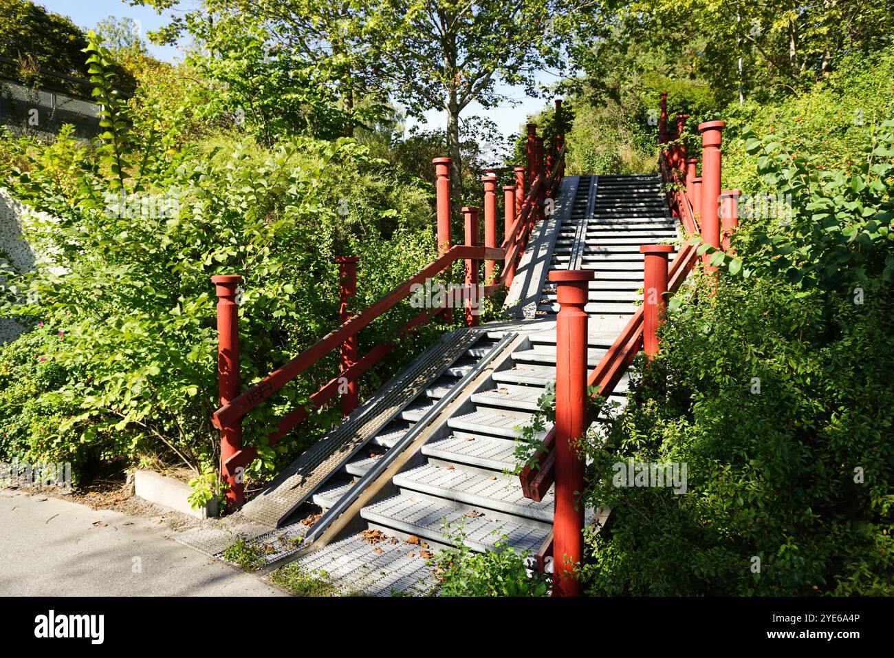 Outdoors staircase hi-res stock photography and images - Alamy