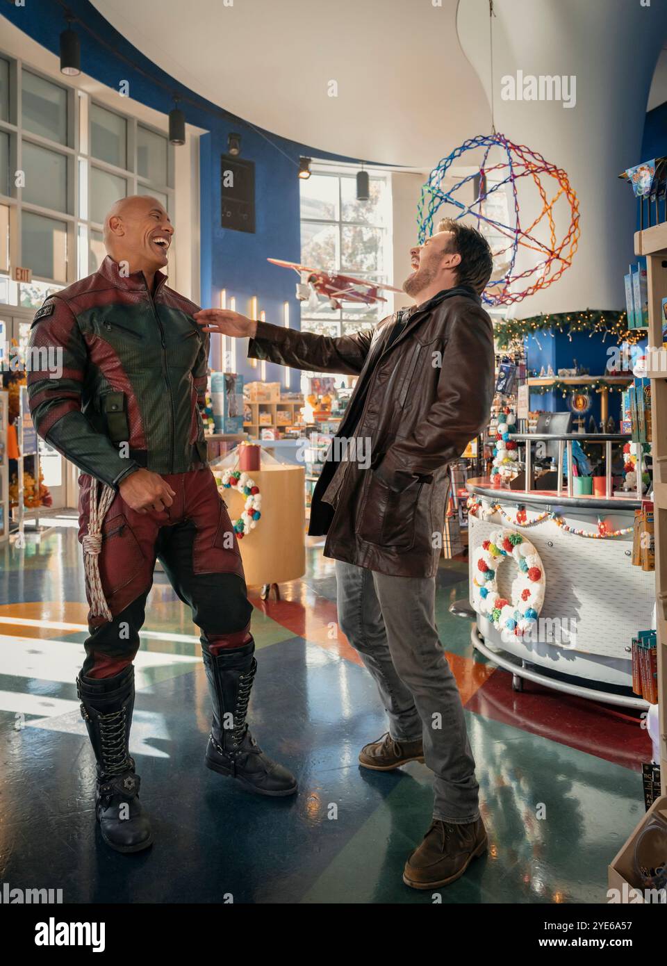 Dwayne johnson red one hi-res stock photography and images - Alamy