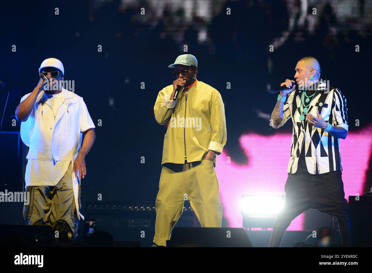 MIAMI, FLORIDA - OCTOBER 26: apl.de.ap, will.i.am and Taboo of Black ...