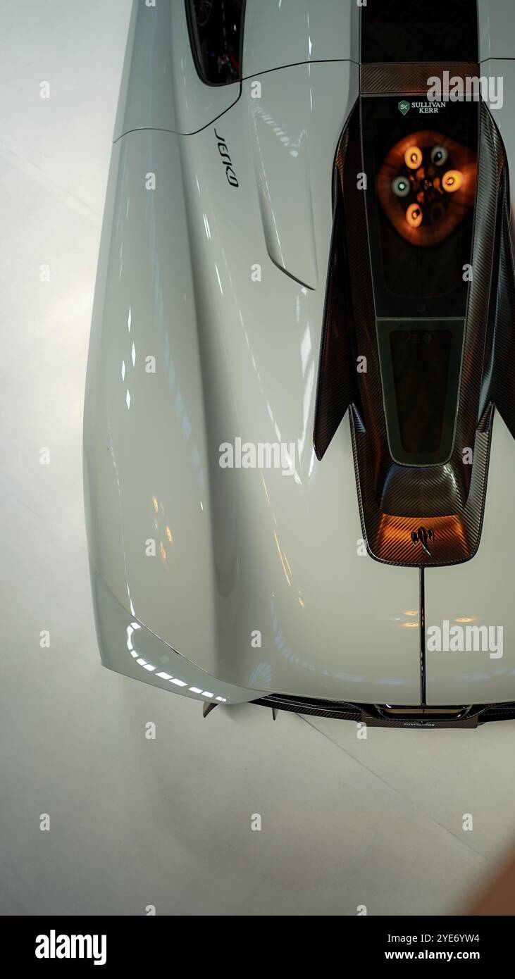 Koenigsegg Jesko Absolut, a Swedish 1600hp V8 supercar. Koenigsegg ...