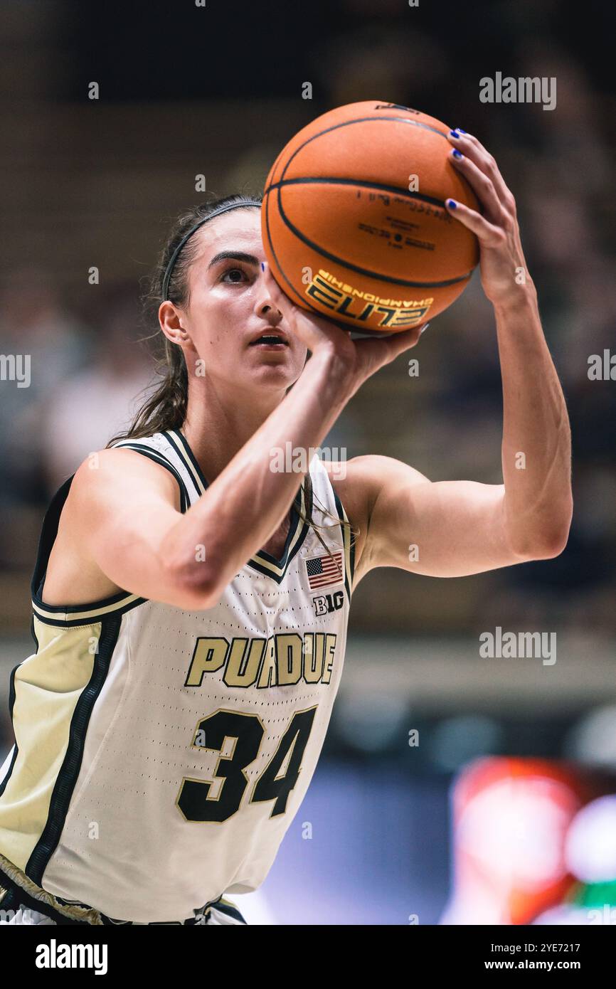 West Lafayette, Indiana, USA. 29th Oct, 2024. Purdue Boilermakers Forward REAGAN BASS (34 ...