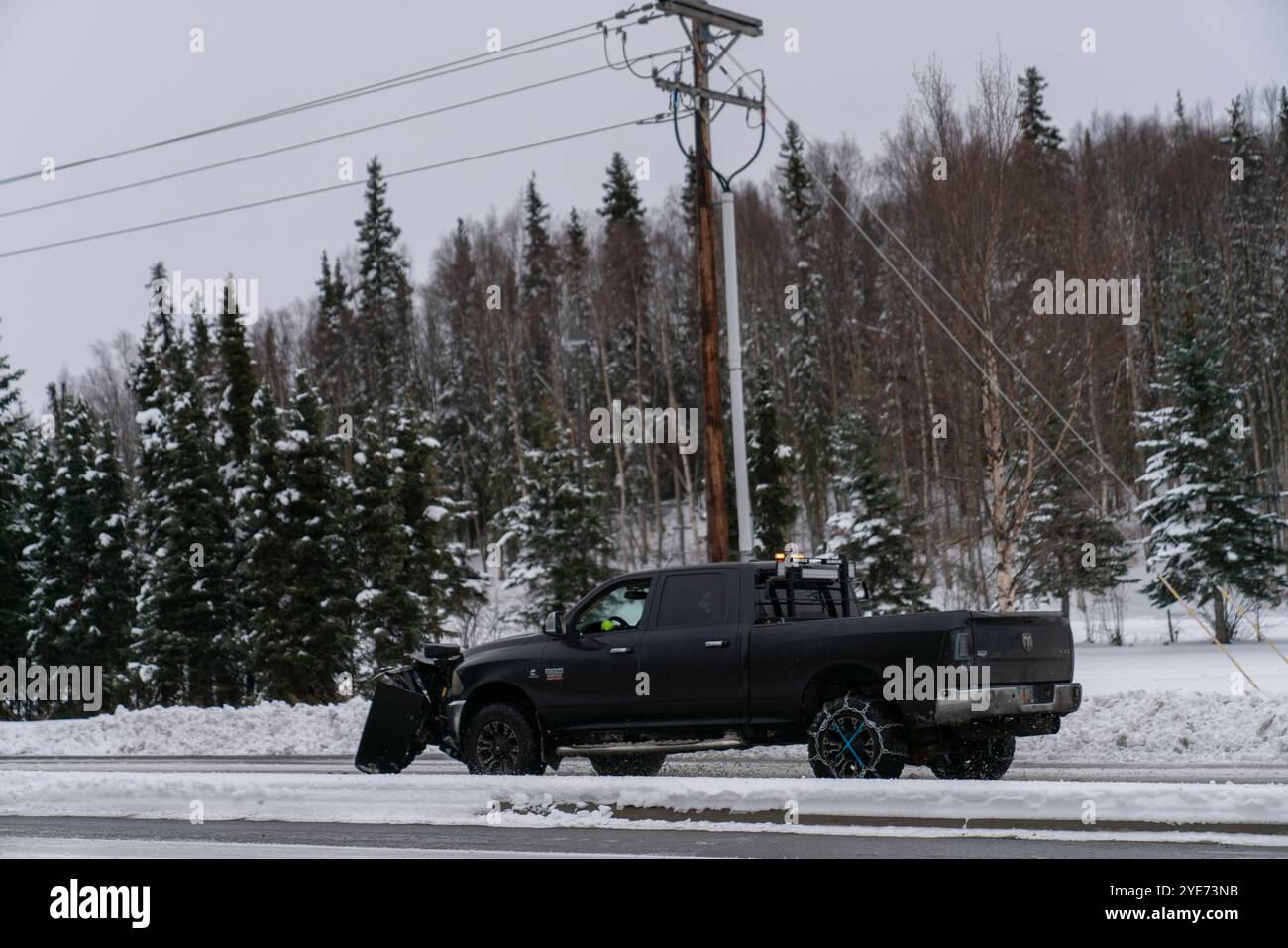 Heavy Snowfall Stops Life in Alaska, Anchorage Blanketed in White ...