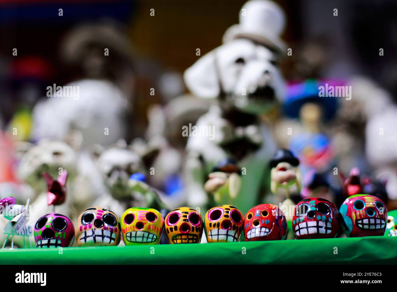 Day dead skull colors hi-res stock photography and images - Alamy