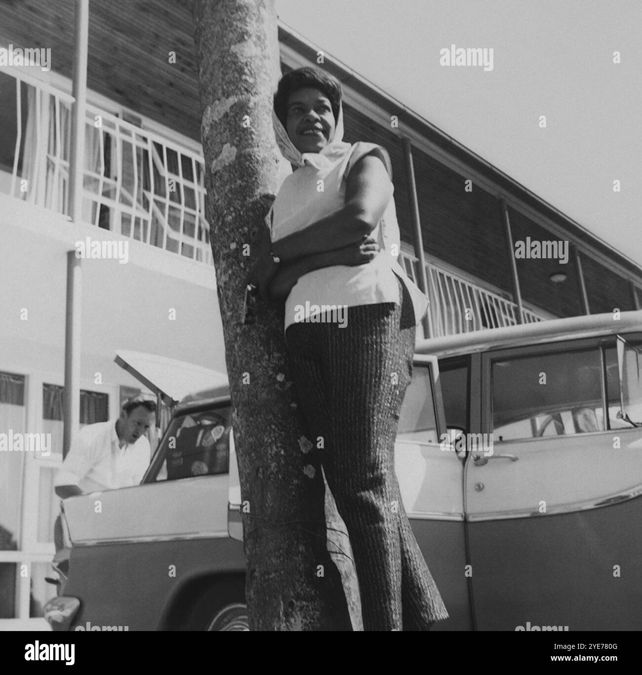 Winifred atwell pianist 1950s hi-res stock photography and images - Alamy