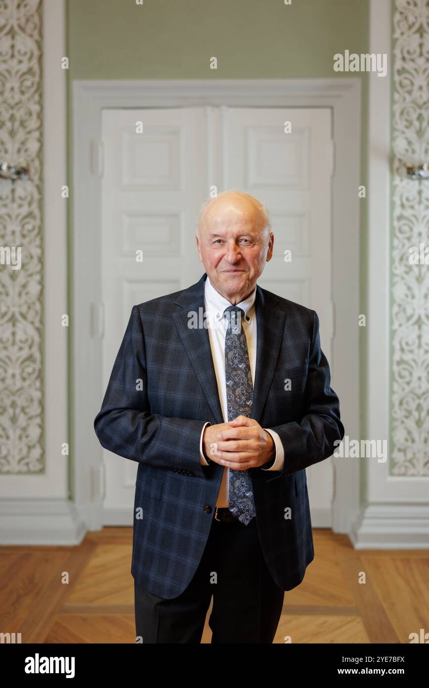 Michael buback hi-res stock photography and images - Alamy