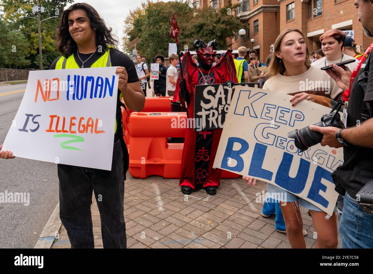 Students opposed to Donald Trump protest outside Georgia Tech before ...