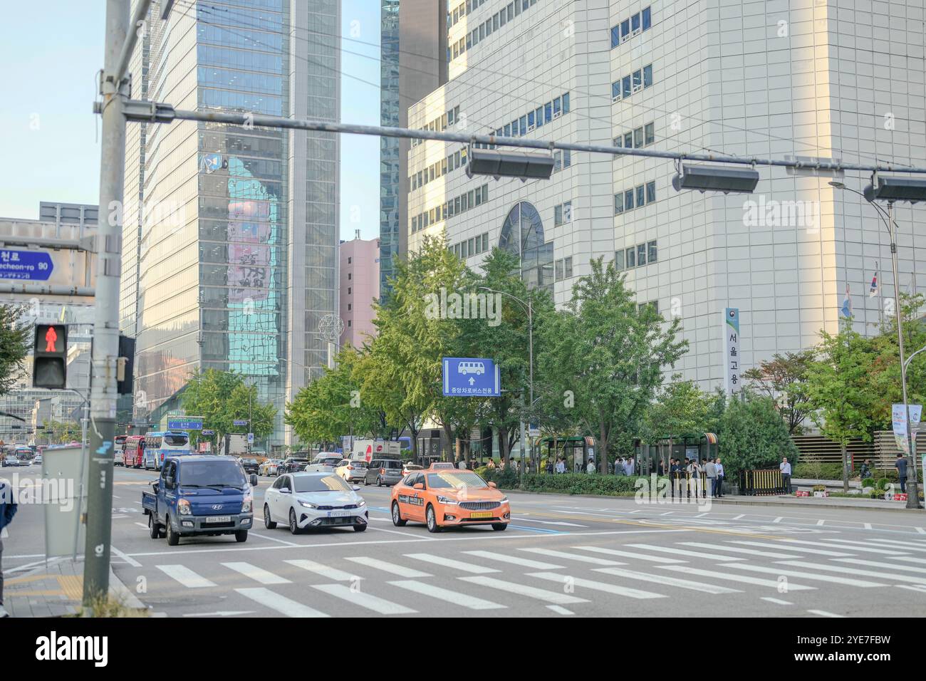 October 11, 2024. Jongno District, Seoul, Morning streetscape walking ...