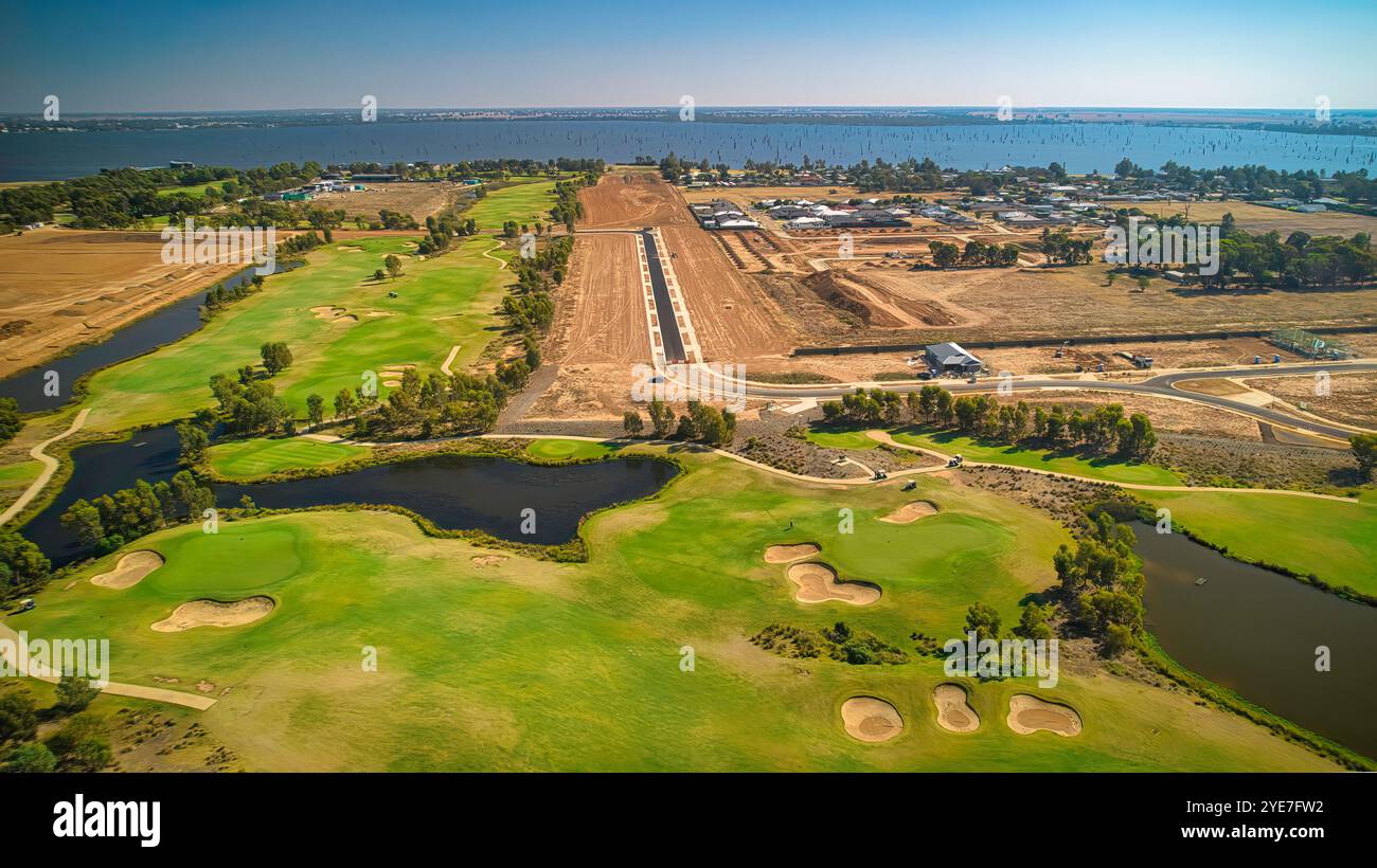 Golf residential development hi-res stock photography and images - Alamy