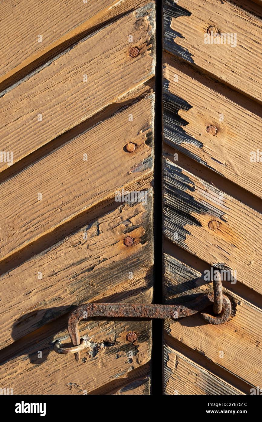 Rusty old hook hi-res stock photography and images - Alamy