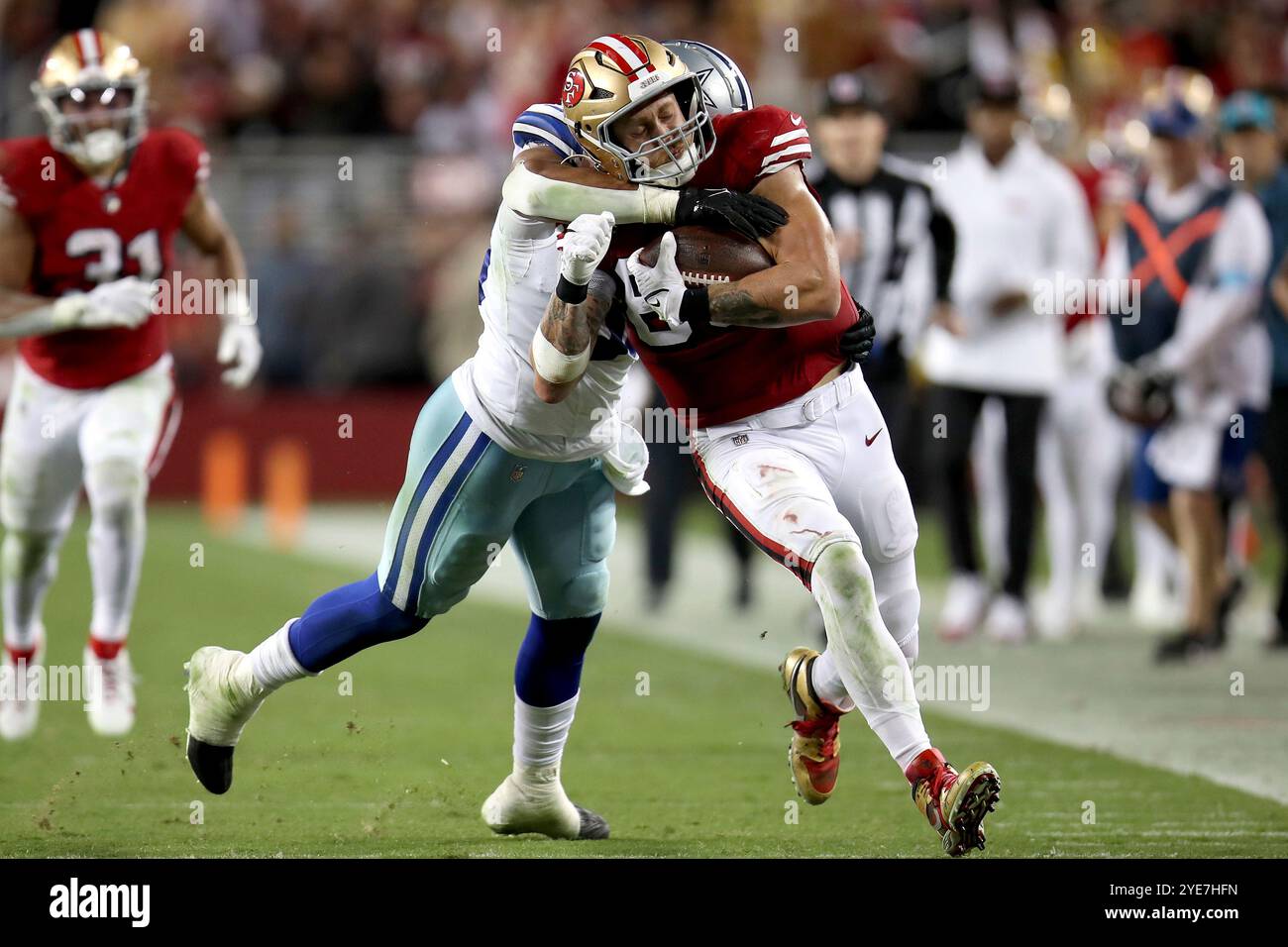 Dallas Cowboys linebacker Eric Kendricks (50) brings down San Francisco ...