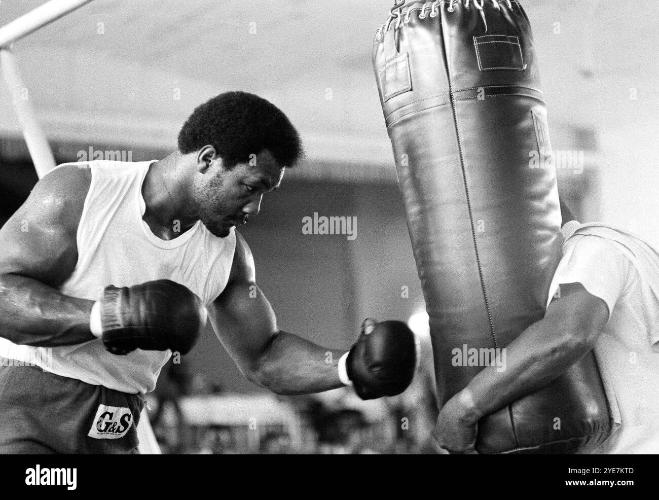 FILE - George Foreman works out after his eye injury, in preparation ...