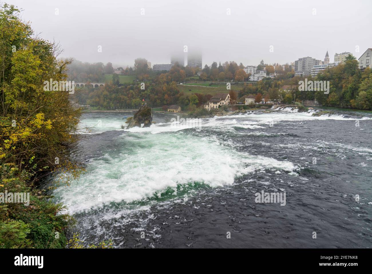 Rine falls hi-res stock photography and images - Alamy