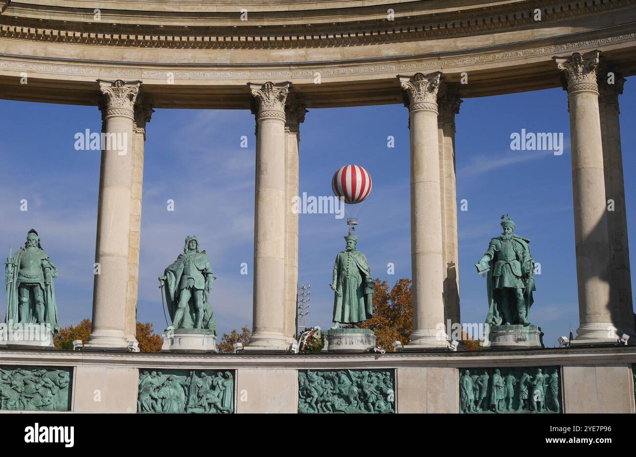 Statues of Hungarian kings on the colonnade of the Millennium Monument ...