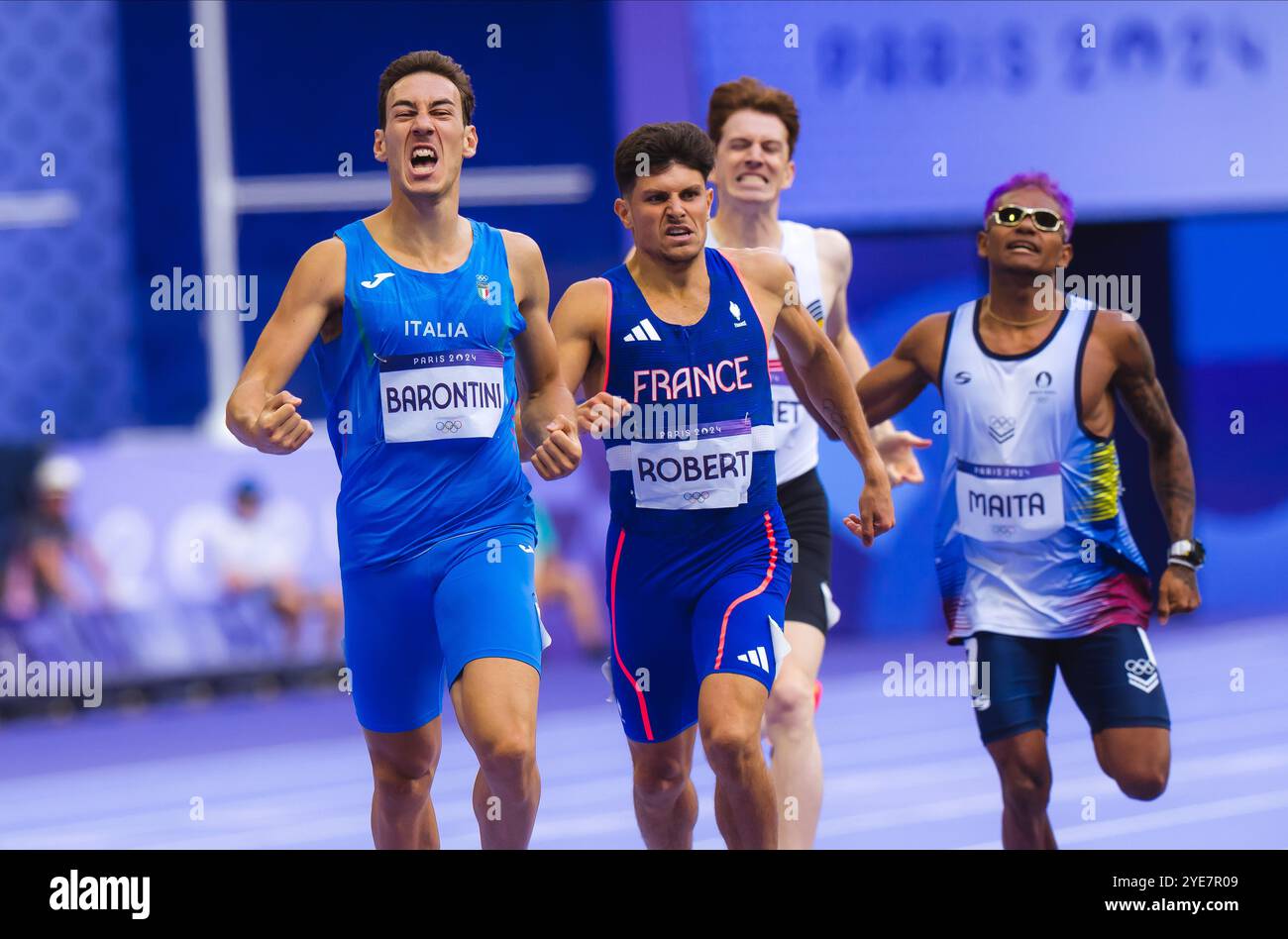 Simone Barontini participating in the 800 meters at the Paris 2024 ...