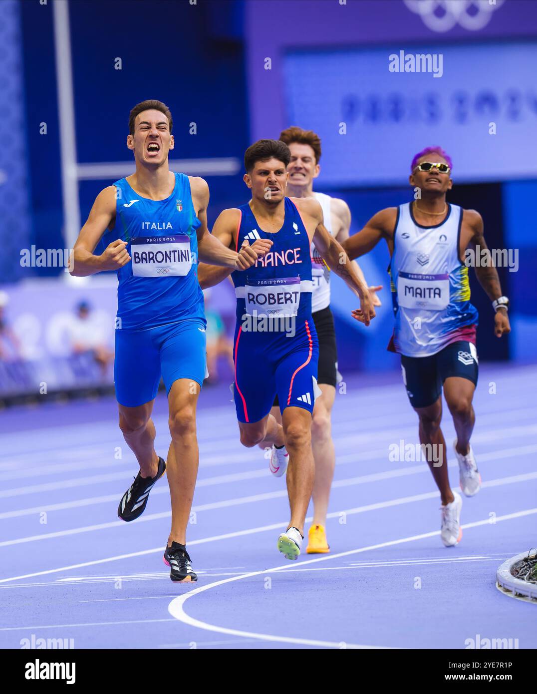 Simone Barontini participating in the 800 meters at the Paris 2024 ...