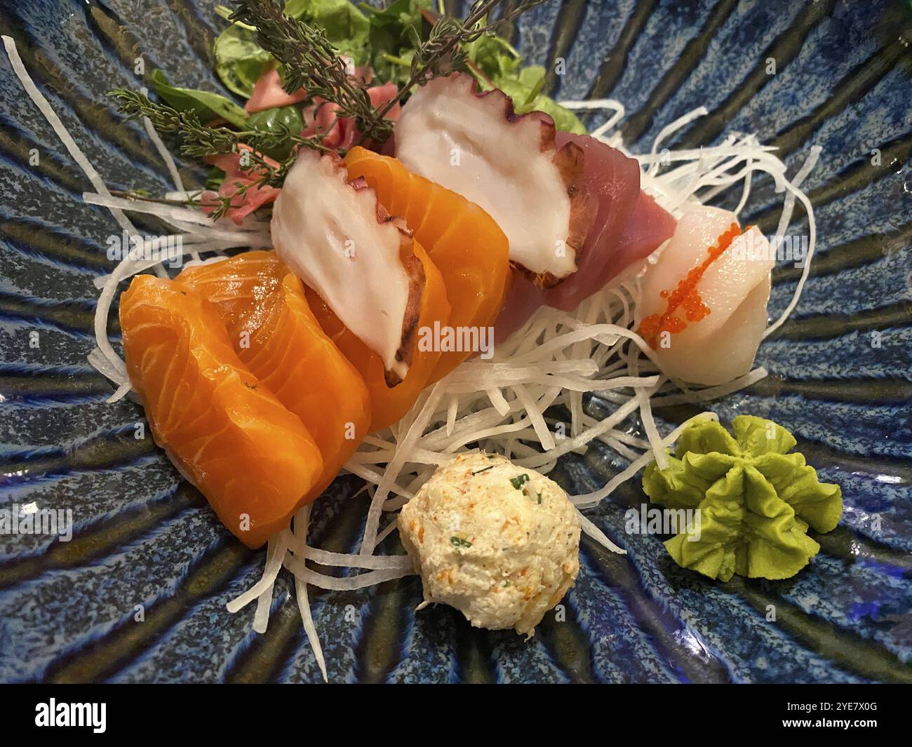 Mixed sashimi sushi platter, raw fish, salmon, tuna, octopus, scallop ...