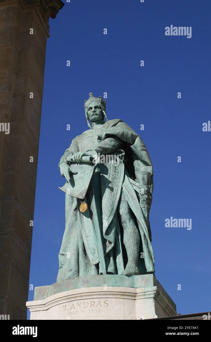 Statue of King Andras II on the colonnade of the Millennium Monument ...