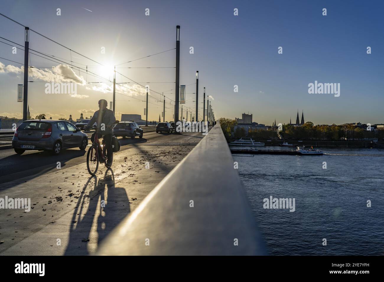 Traffic on the Kennedy Bridge, middle of the 3 Rhine bridges in Bonn ...