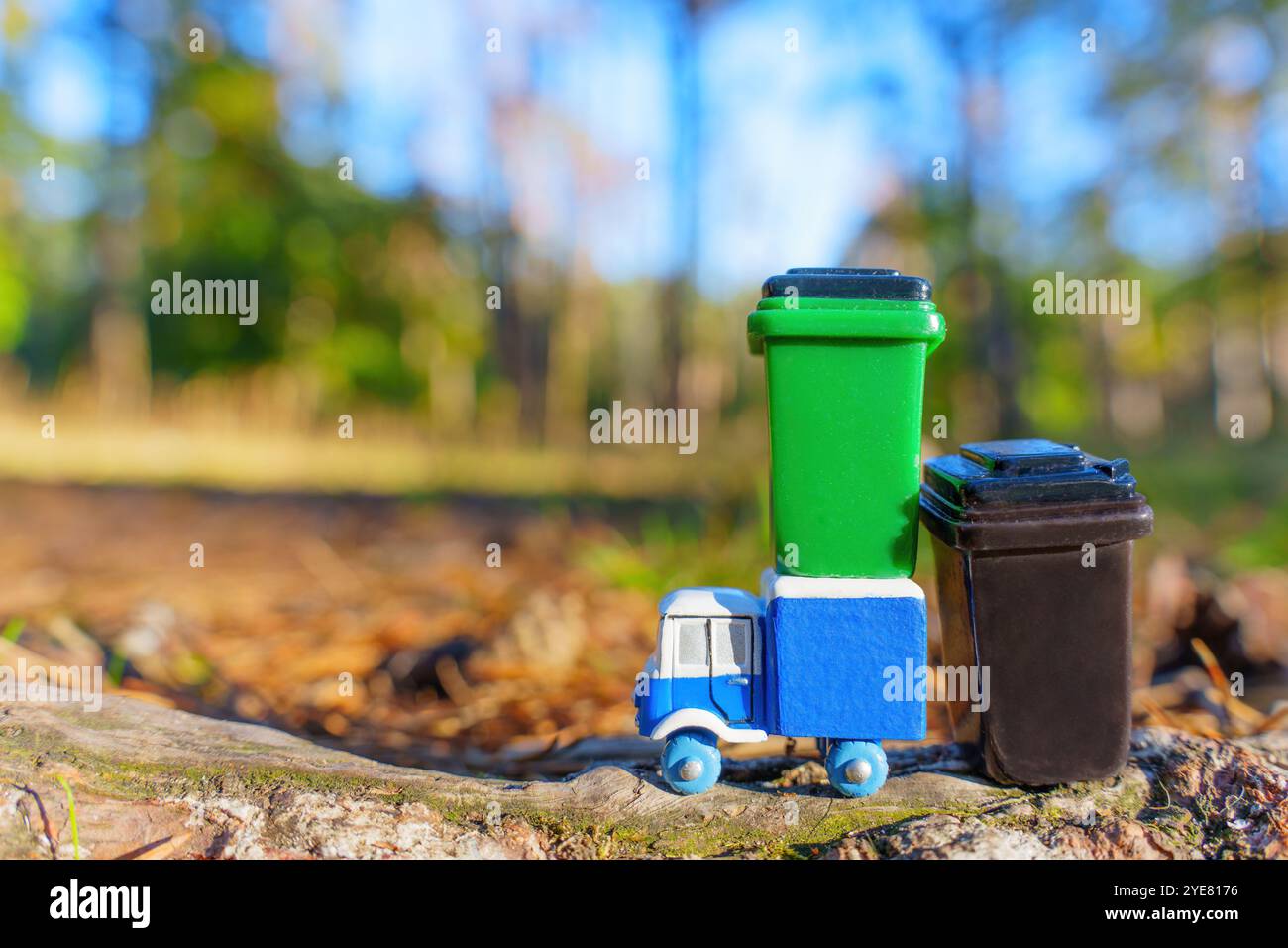 Proper waste disposal practices hi-res stock photography and images - Alamy