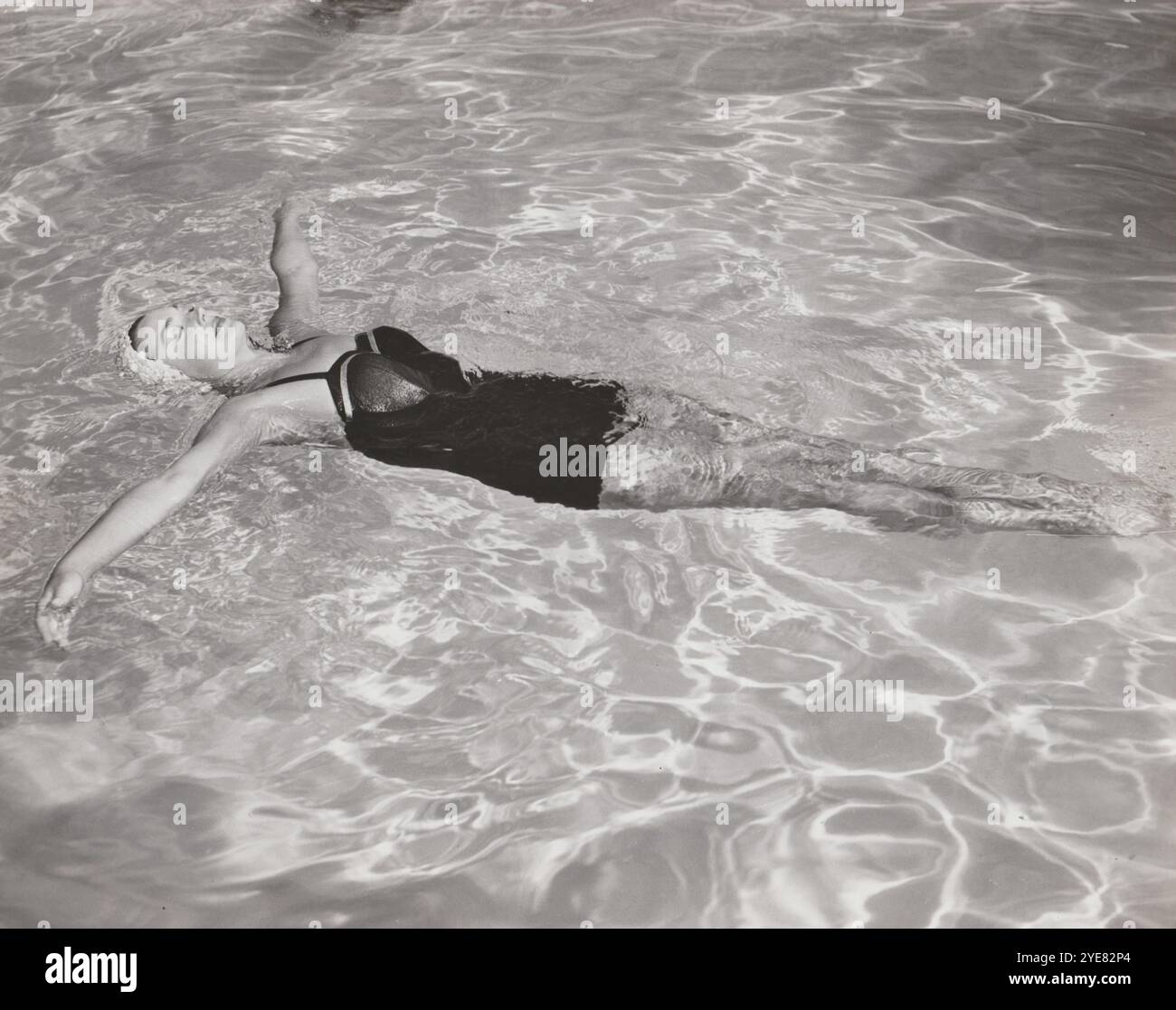 Esther williams candid hi-res stock photography and images - Alamy
