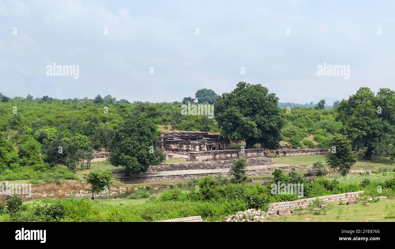 Baradari temple group hi-res stock photography and images - Alamy