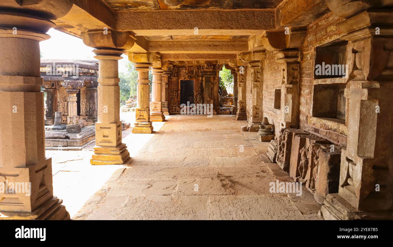 Baradari structure hi-res stock photography and images - Alamy