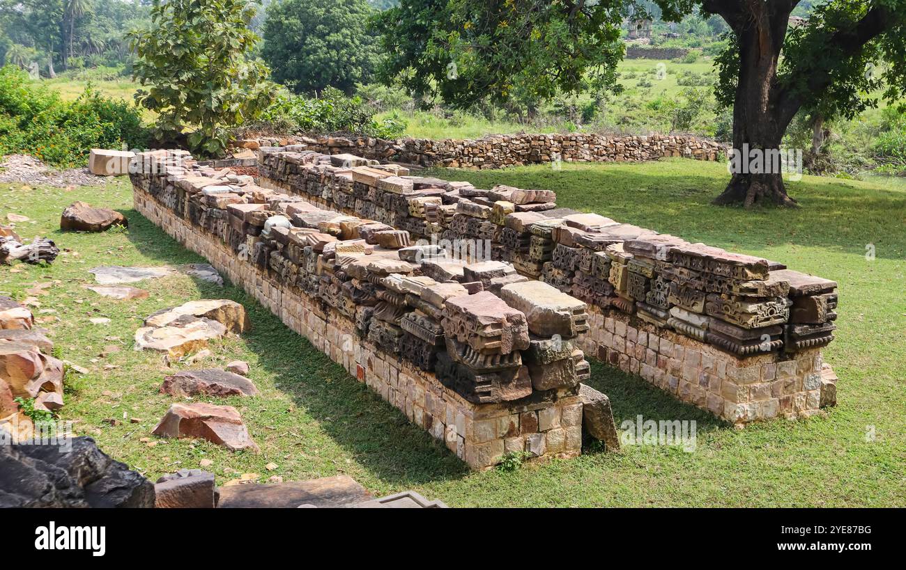 Baradari temple group hi-res stock photography and images - Alamy