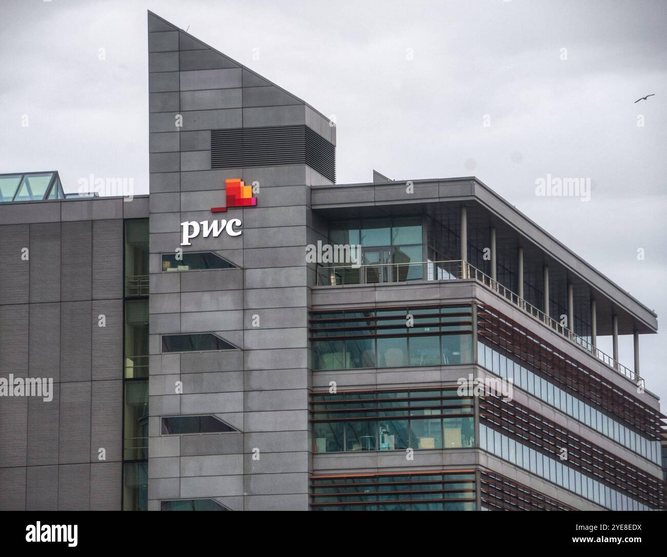 Pwc dublin hi-res stock photography and images - Alamy