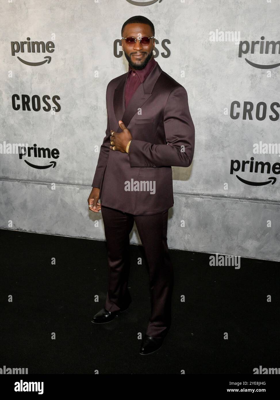 Aldis hodge cross hi-res stock photography and images - Alamy