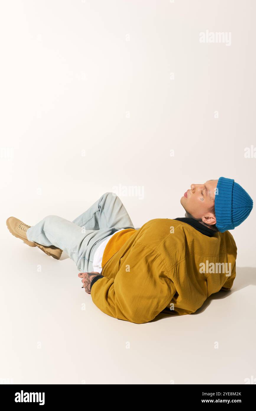 Warm clothing visual hi-res stock photography and images - Alamy