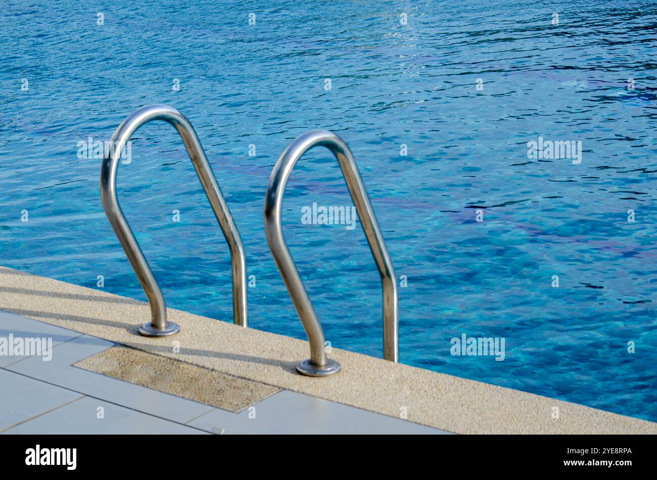 Swimming pool slide backyard hi-res stock photography and images - Alamy