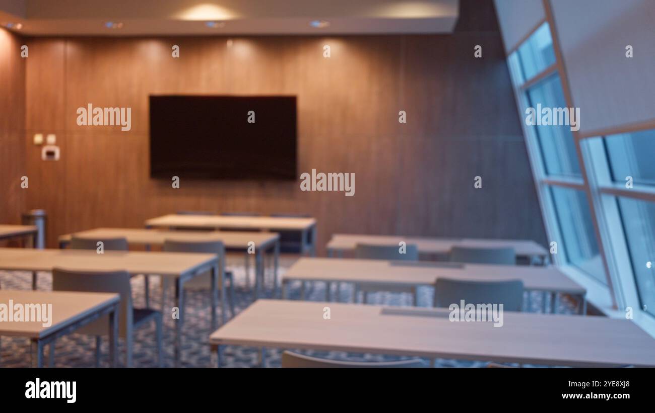 Empty classroom featuring desks hi-res stock photography and images - Alamy