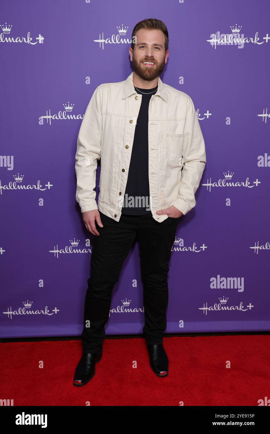 Los Angeles, Ca. 29th Oct, 2024. Scott Evans at the 'Mistletoe Murders ...