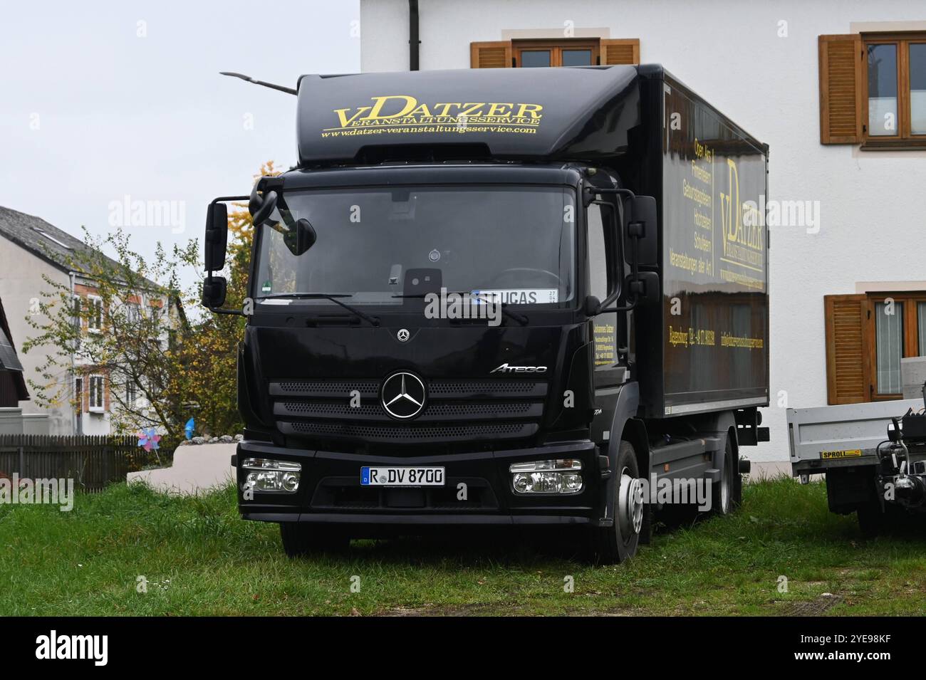 Mercedes Atego 1224, LKW mit Koffer-Aufbau von Junge Fahrzeugbau. Atego ...