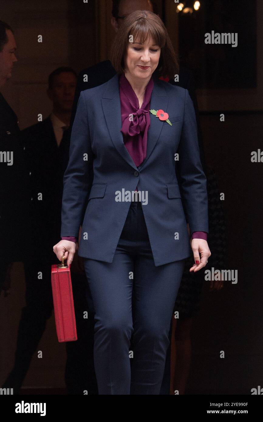 Uk budget red box rachel reeves hi-res stock photography and images - Alamy