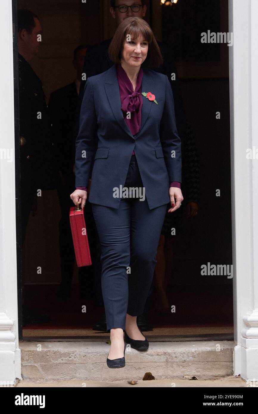 Uk budget red box rachel reeves hi-res stock photography and images - Alamy