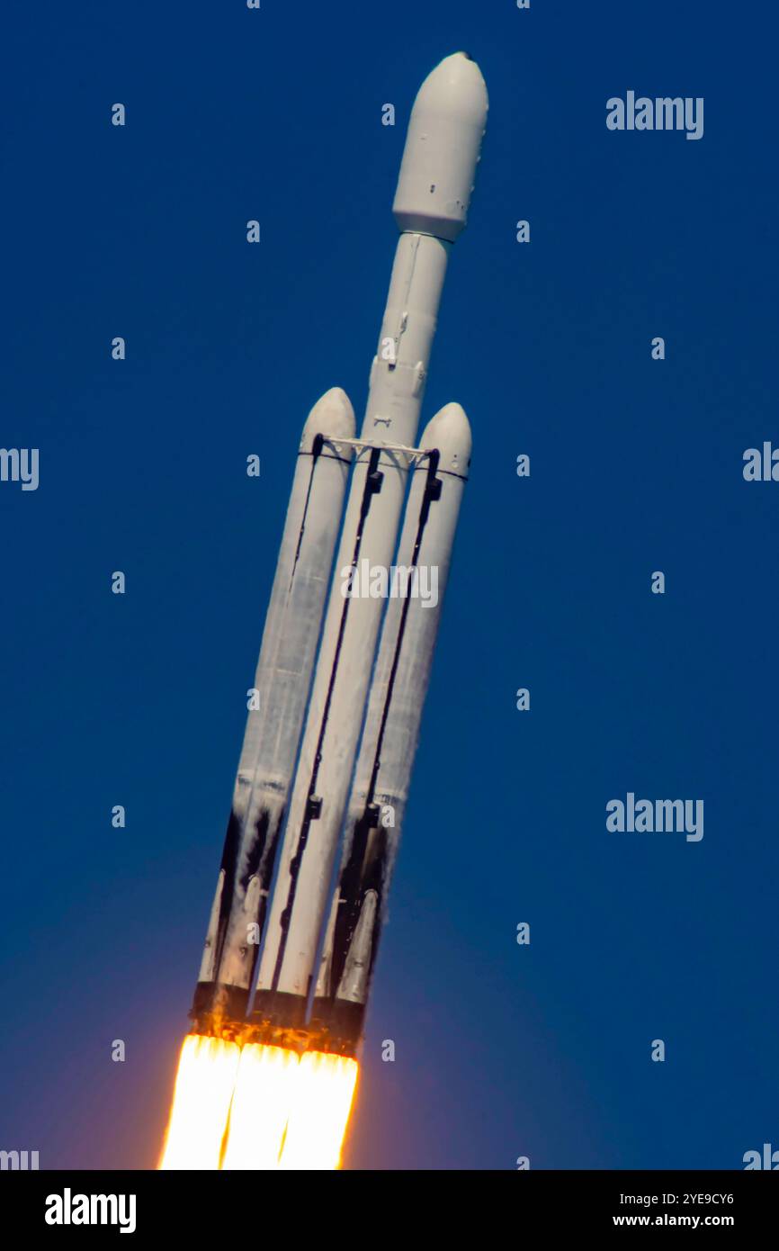 KENNEDY SPACE CENTER, FLORIDA, USA - 14 October 2024 - A SpaceX Falcon ...