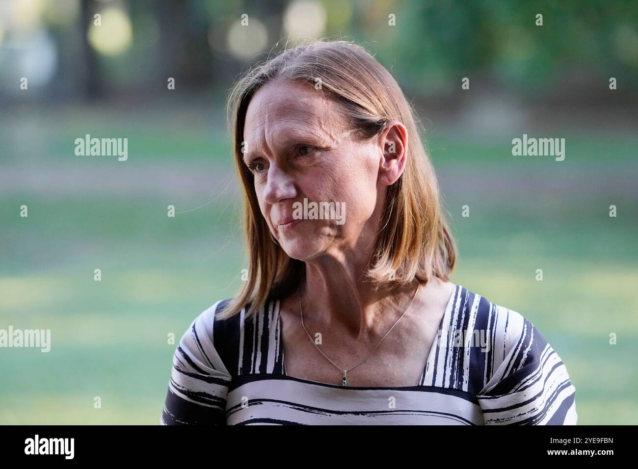 FILE - Michigan Supreme Court candidate Kimberly Anne Thomas meets with ...