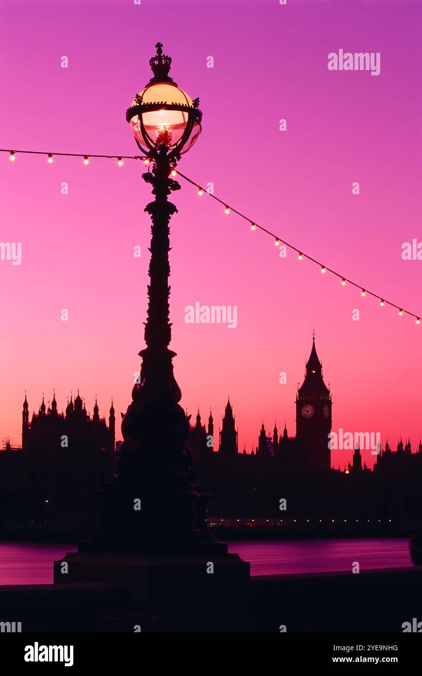 Palace of westminster and westminster abbey including saint margarets ...