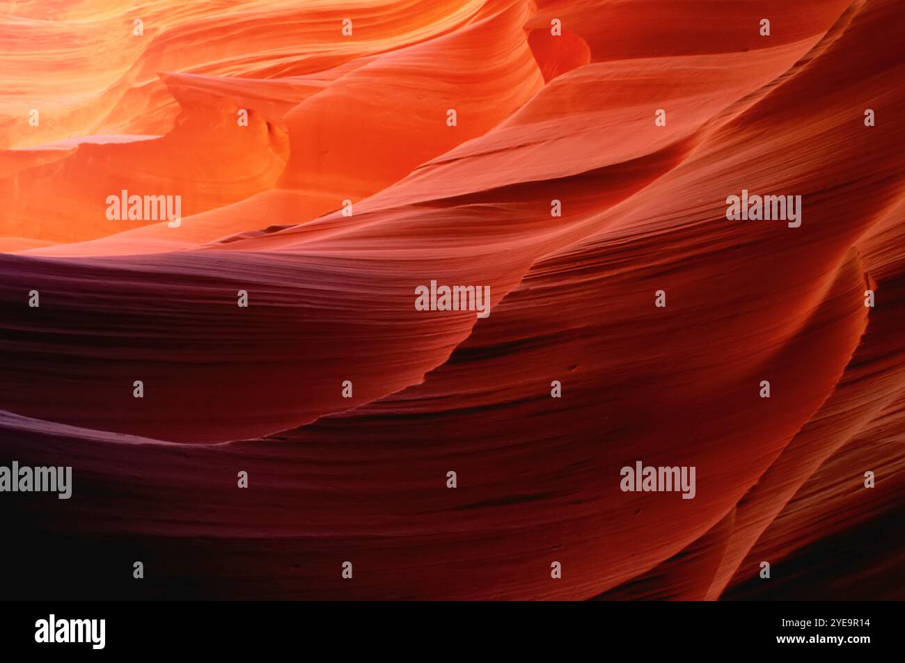 Wavy patterns in the colorful sandstone rock in Upper Antelope Canyon ...