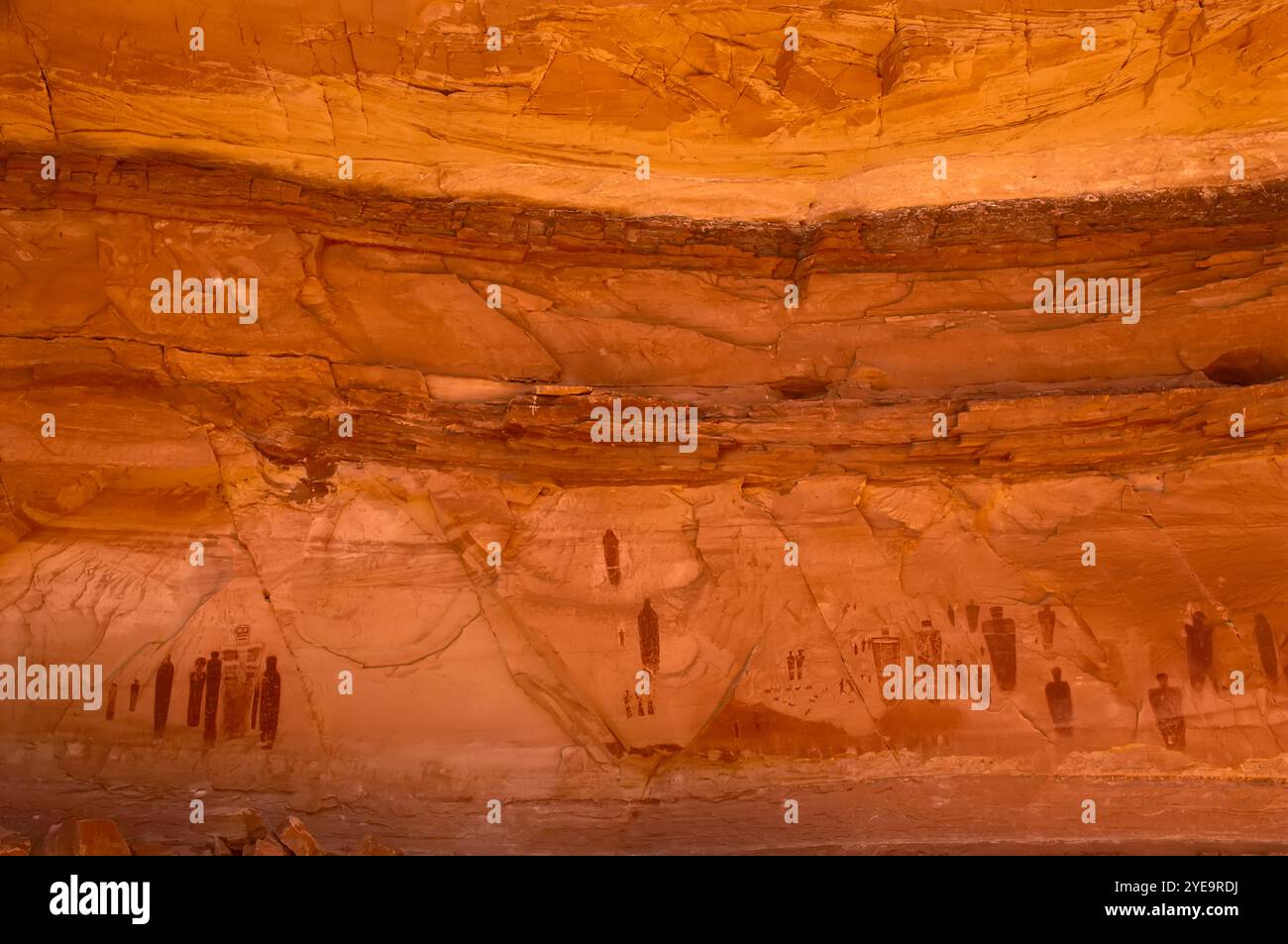 Ancient pictographs at The Great Gallery, Horseshoe Canyon, Canyonlands ...