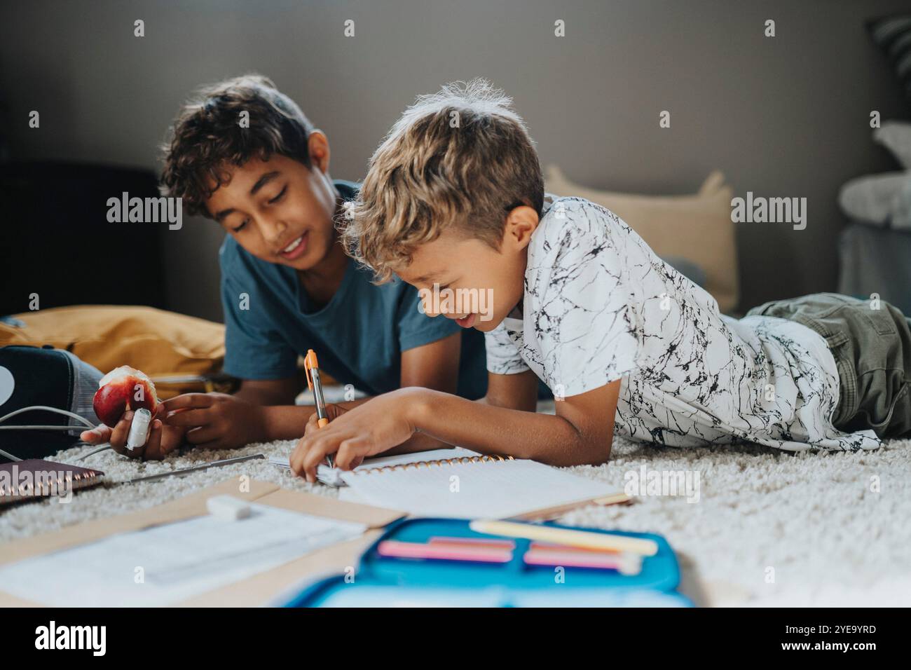 Two boys homework hi-res stock photography and images - Alamy