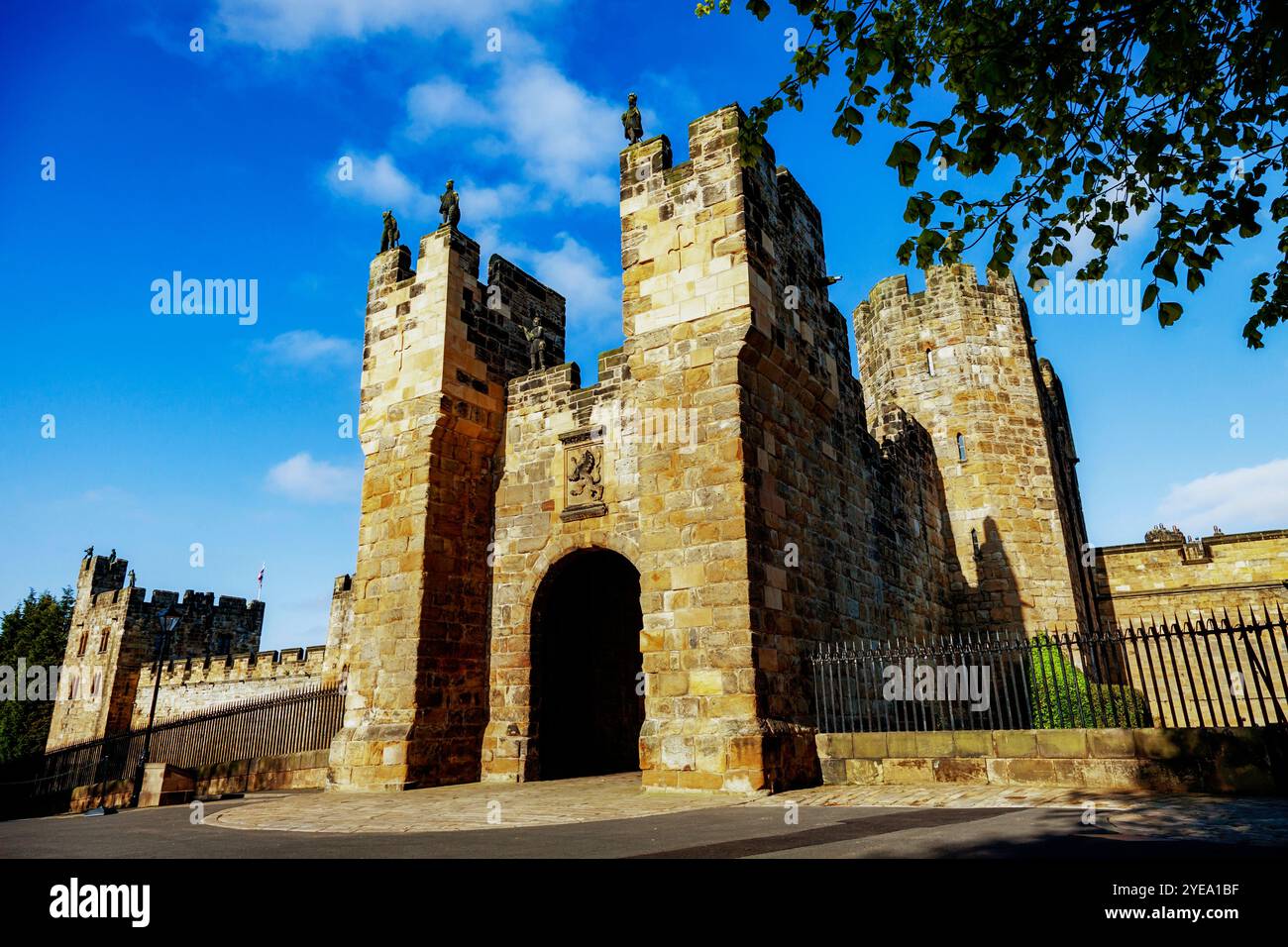 Walls and entrance to Alnwick Castle; Alnwick, Northumberland, England ...