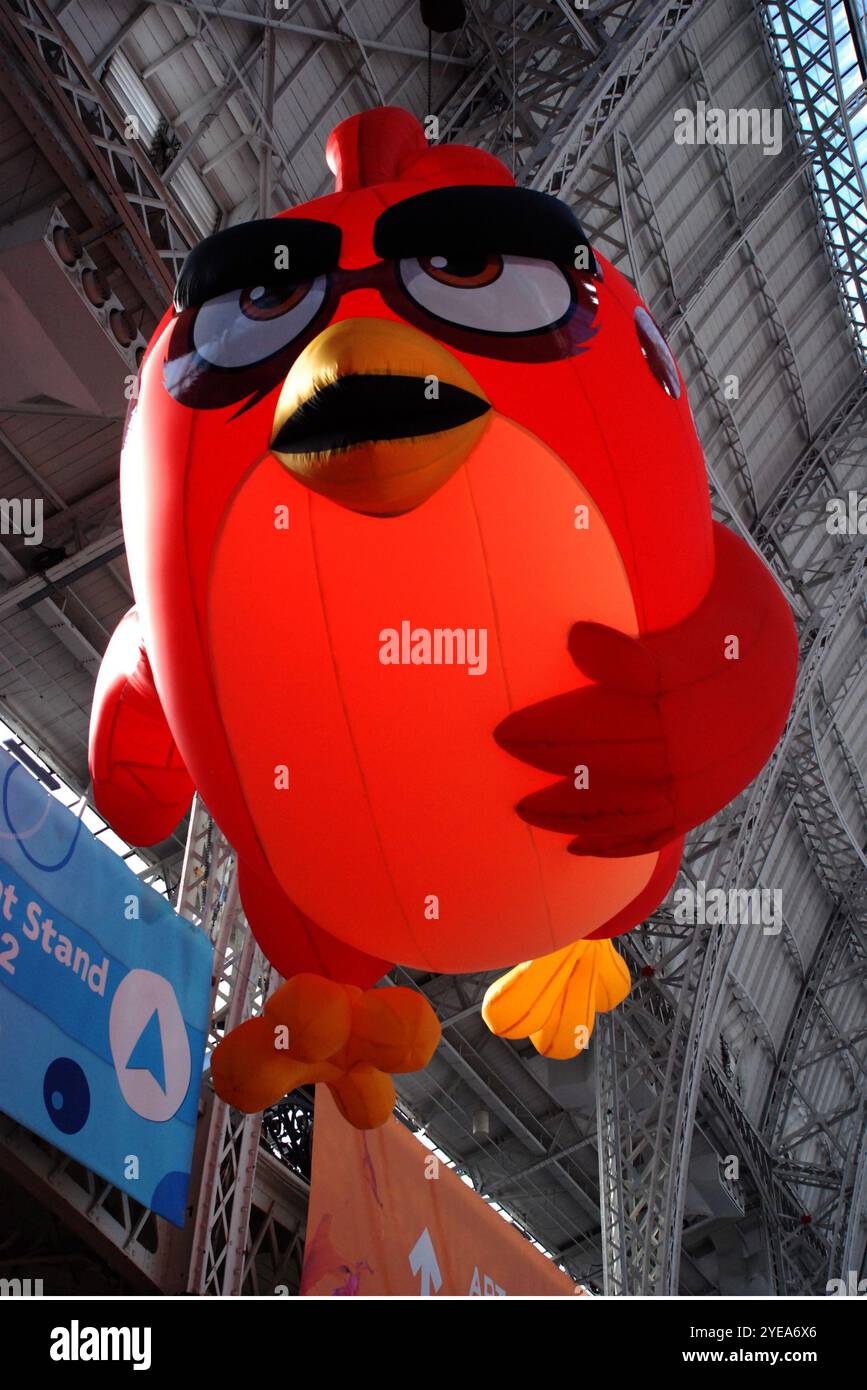 Angry Birds Red J. Bird character inflatable, publicity balloon ...