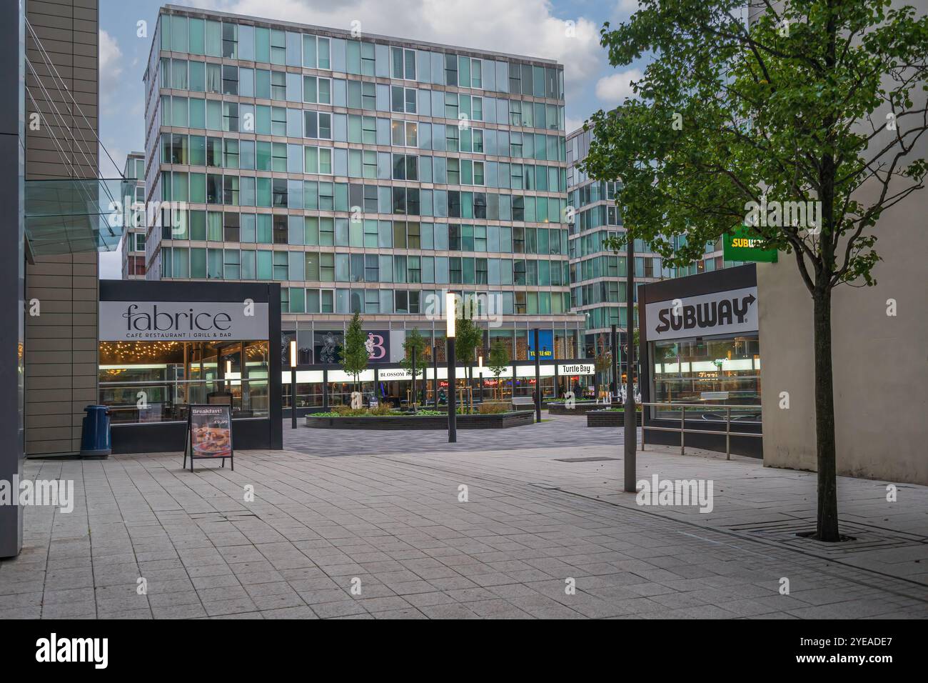 Milton keynes shopping centre hi-res stock photography and images - Alamy