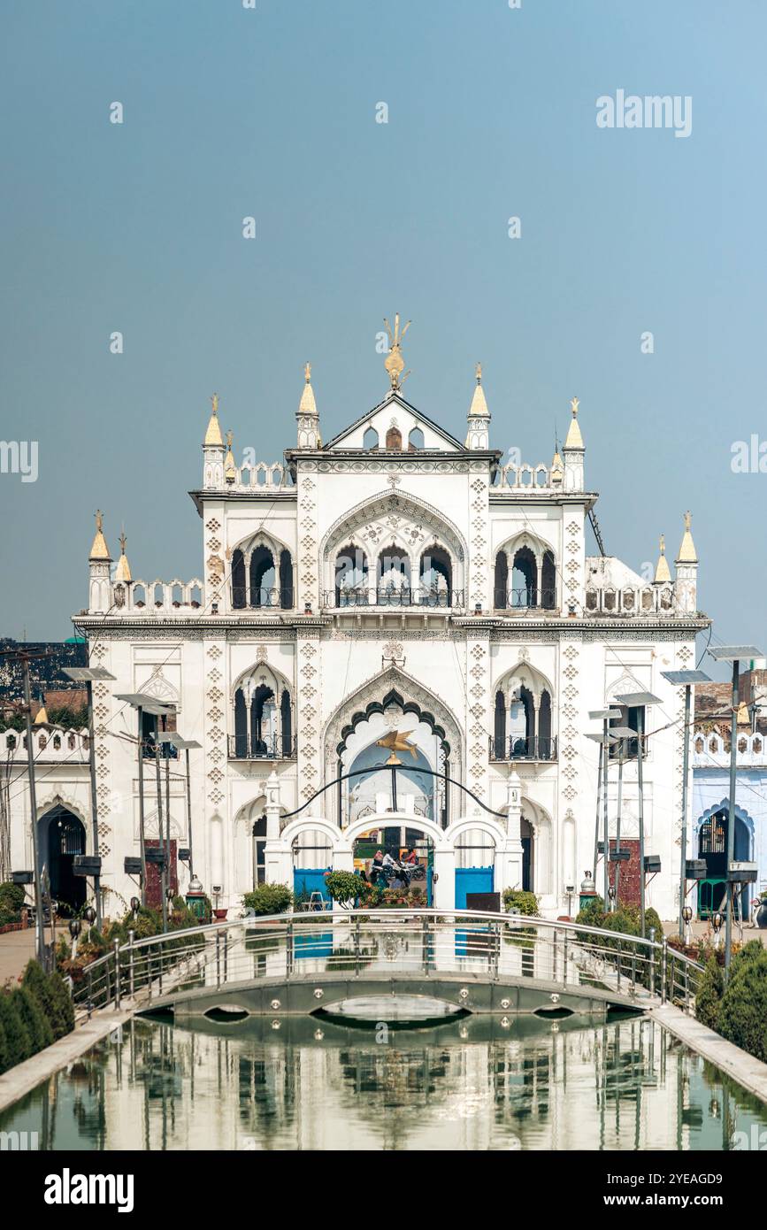 Lucknow mughal architecture hi-res stock photography and images - Alamy