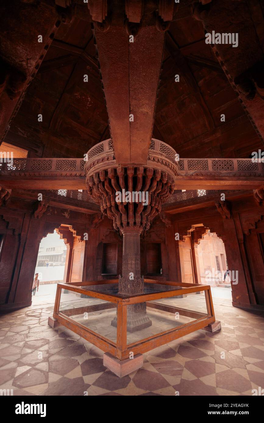 Tomb of Salim Chishti in Jama Masjid; Fatehpur Sikri, Uttar Pradesh ...