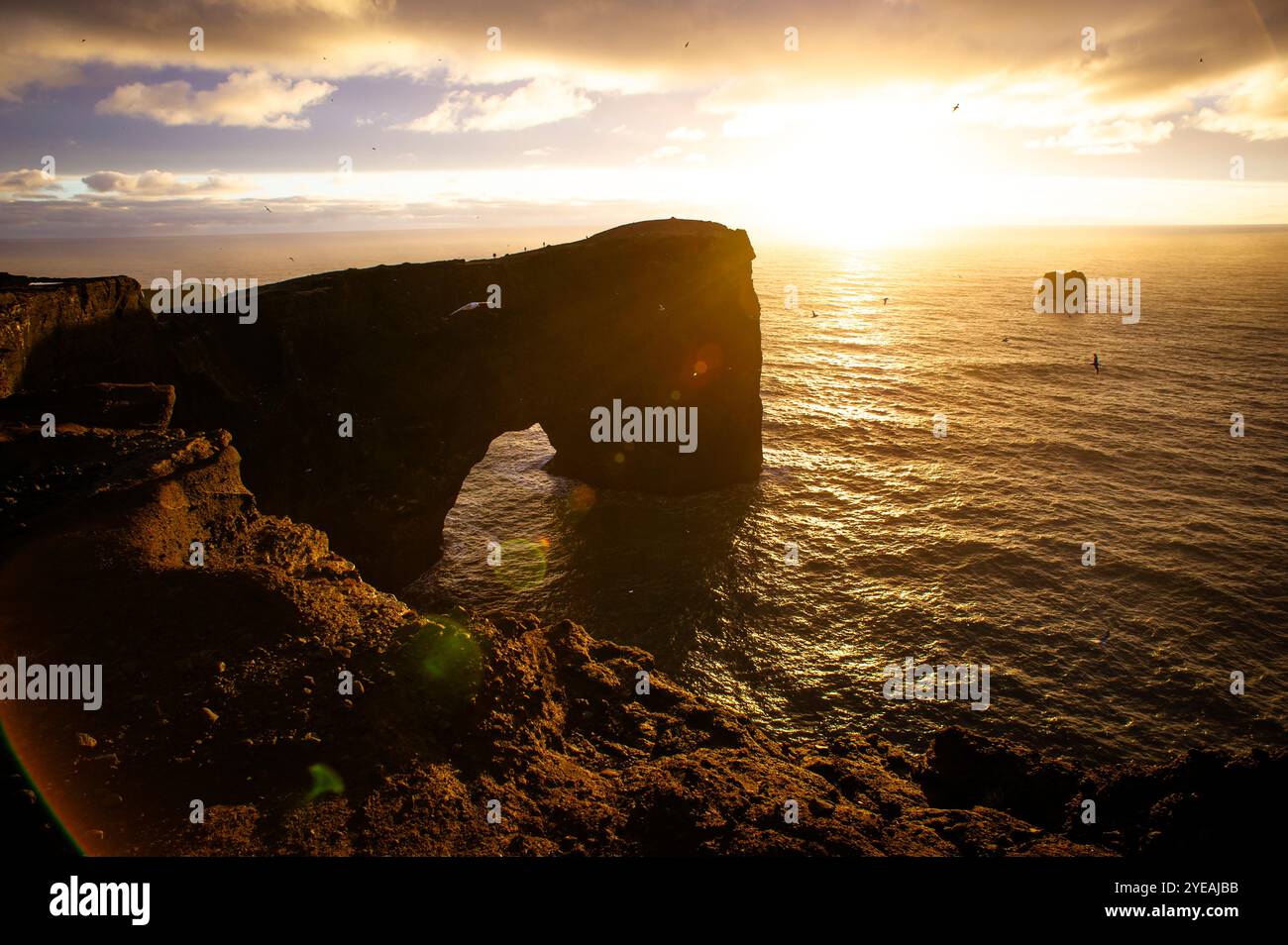 Silhouette of rock formations, big stone Arch With The Hole and rocky ...